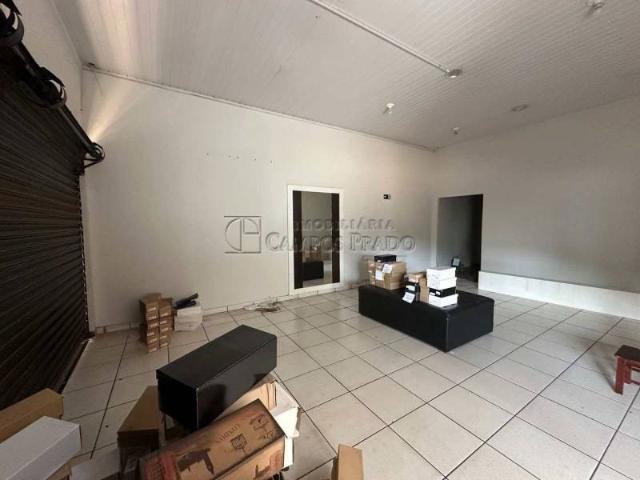 Sala ou Salão Comercial para alugar em Jaú/SP 7° Distrito Industrial