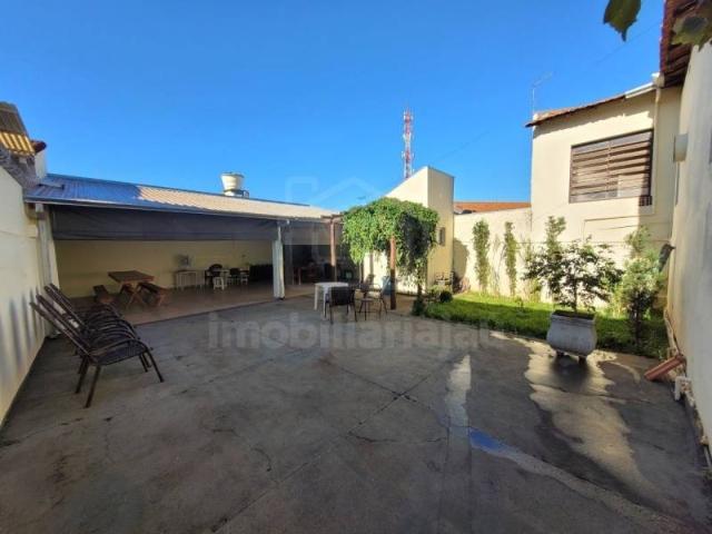 Sala ou Salão Comercial para alugar em Jaú/SP Vila Assis