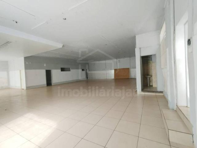 Sala ou Salão Comercial para alugar em Jaú/SP Centro
