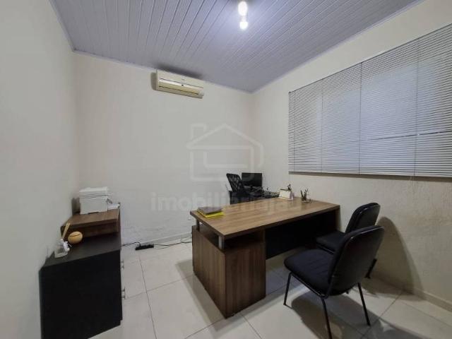 Sala ou Salão Comercial para alugar em Jaú/SP Centro