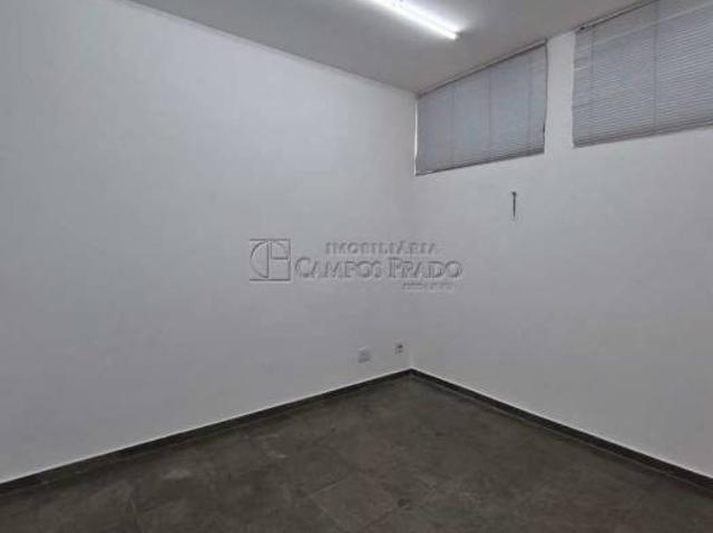 Sala ou Salão Comercial para alugar em Jaú/SP Centro