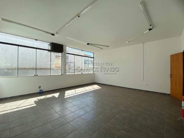 Sala ou Salão Comercial para alugar em Jaú/SP Centro