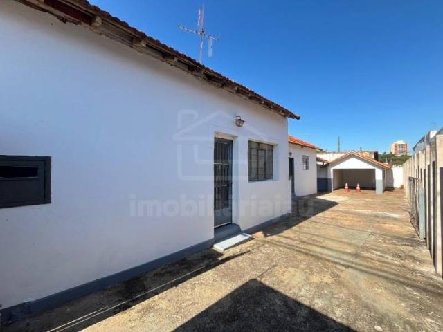 Sala ou Salão Comercial para alugar em Jaú/SP Centro