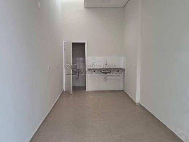 Sala ou Salão Comercial para alugar em Jaú/SP Centro