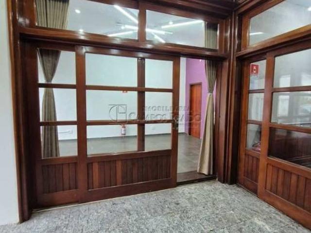 Sala ou Salão Comercial para alugar em Jaú/SP Centro