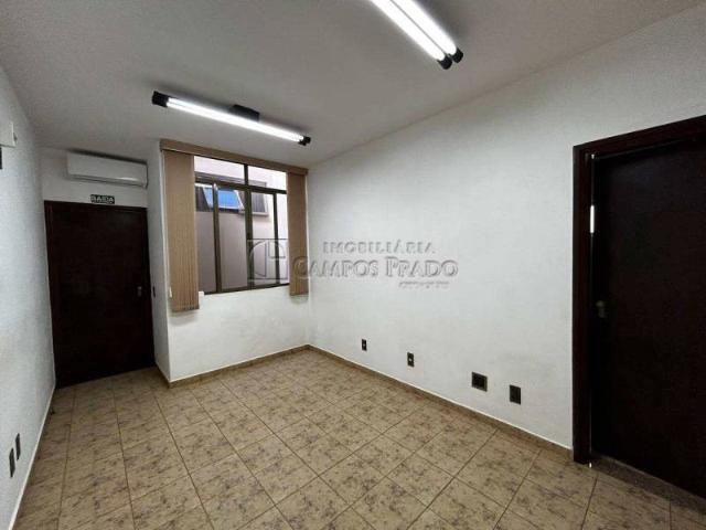 Sala ou Salão Comercial para alugar em Jaú/SP Centro