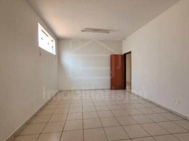 Sala ou Salão Comercial para alugar em Jaú/SP Centro