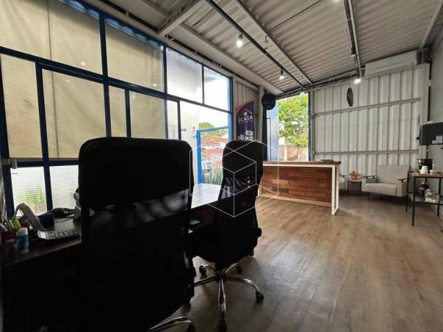 Sala ou Salão Comercial para alugar em Jaú/SP Centro