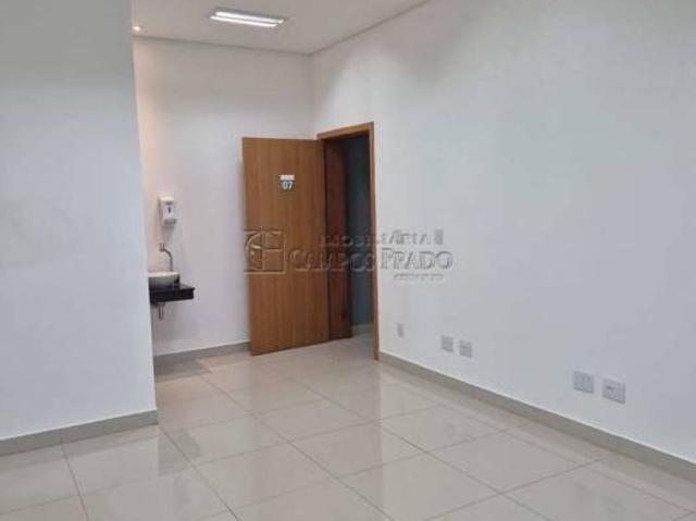 Sala ou Salão Comercial para alugar em Jaú/SP Chácara Braz Miraglia