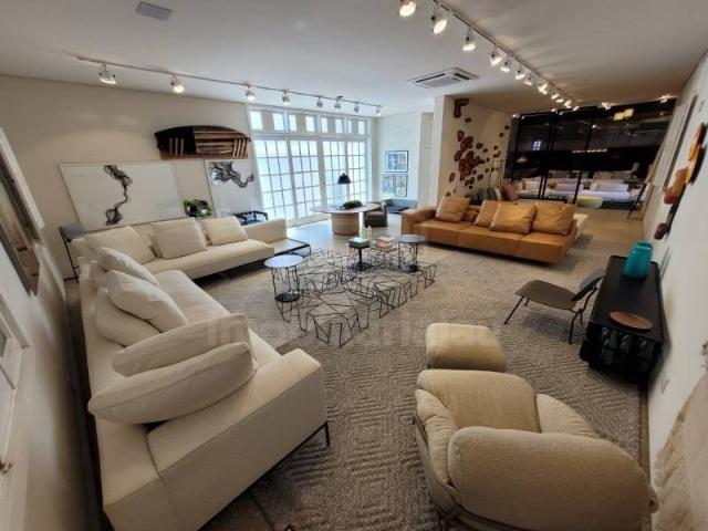 Sala ou Salão Comercial para alugar em Jaú/SP Chácara Braz Miraglia