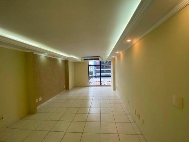 Sala com 34Mt, Ed. Central Park Asa Norte