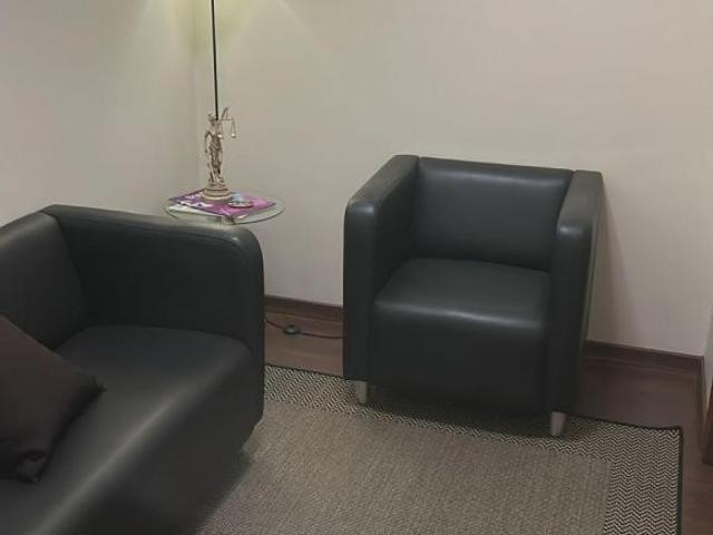 Sala com vaga coberta no bairro Petrópolis em Porto Alegre RS