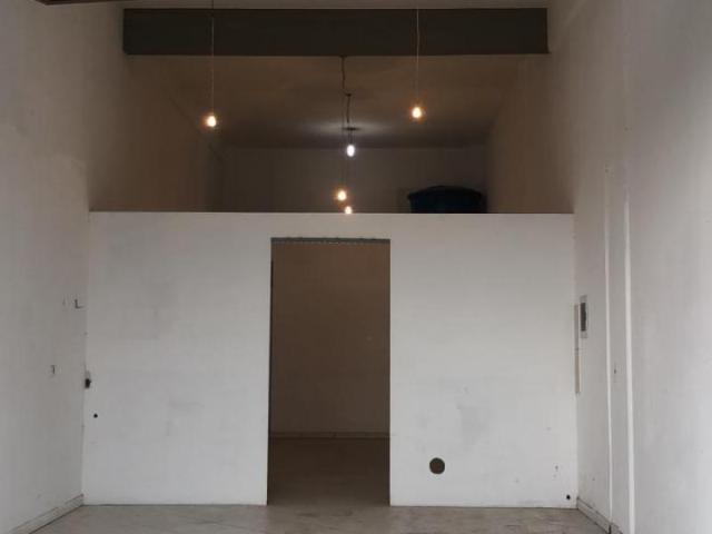 Sala comercial 64 m² Jardim São Vicente Cotia / SP