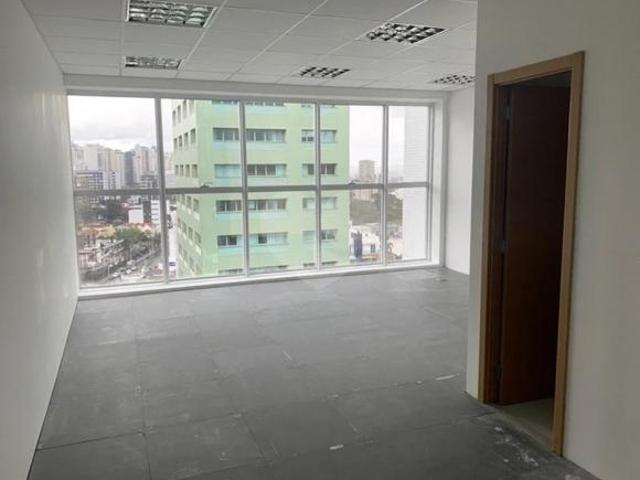 SALA COMERCIAL 36M² • 1 VAGA • WORKSPACE BRIGADEIRO – CENTRO/BATEL