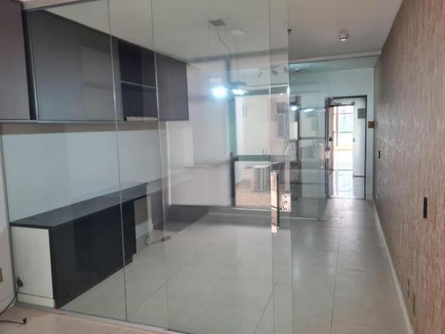 Sala Comercial à Venda Ed. Assis Chateaubriand | Asa Sul