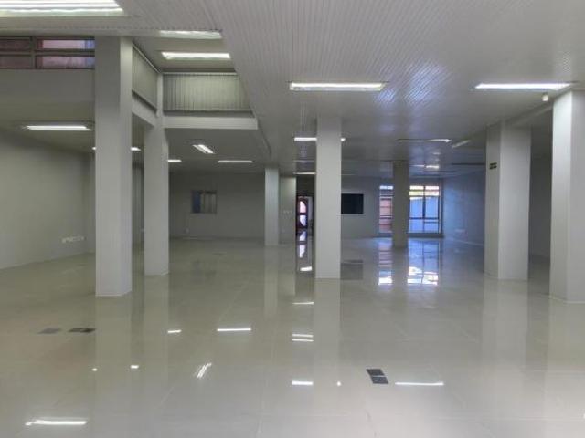 Sala comercial B. Hamb. Velho Novo Hamburgo. 326,28 M2 privativos e 4 Vagas