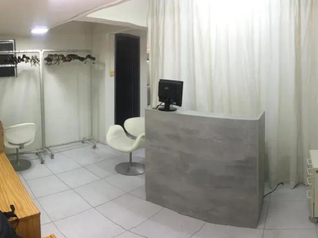 Sala Comercial com 1 Quarto e 1 banheiro à Venda, 46 m² por R$ 90.000