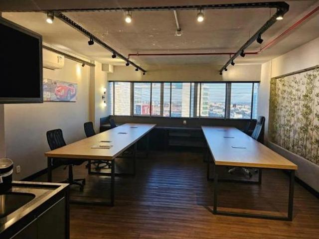 SALA COMERCIAL CONNECT TOWER COM EXCELENTE LOCALIZAÇÃO