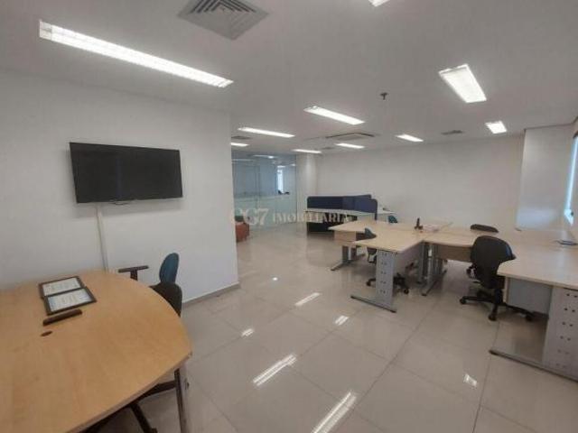 Sala Comercial de 53m² á Venda Edifício Plaza Alphaville