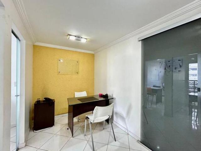 Sala comercial, Ed. Central I, C 12 Taguatinga Centro, c/ elevador, 31 m²