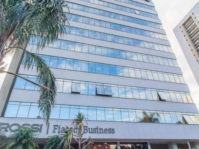 Sala Comercial mobiliada com 33m² Fiateci Business