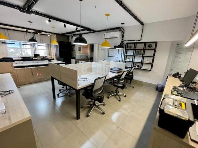 Sala Comercial Mobiliada e Pronta para Uso no Edifício Mirante do Coxim – Centro de Cuiabá