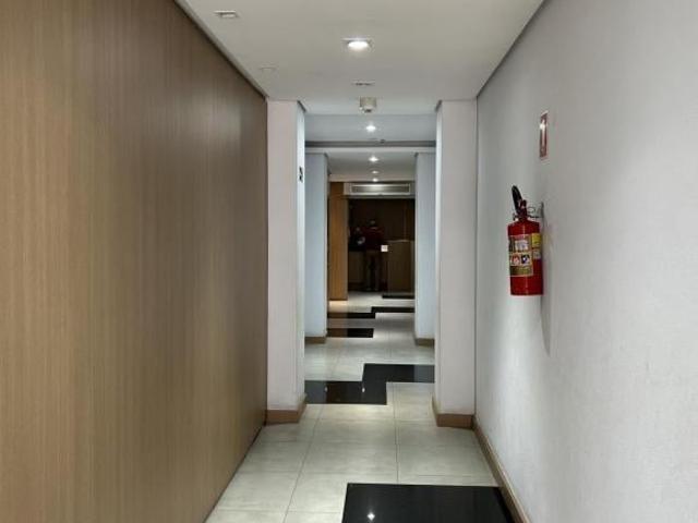 Sala Comercial no Menido Deus