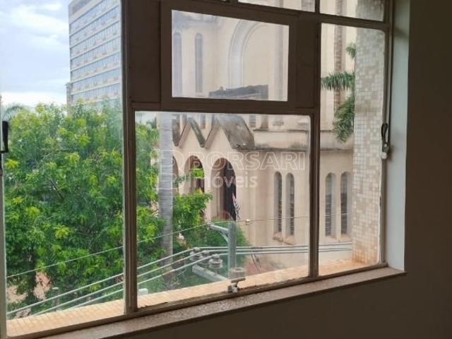 Sala Comercial para venda e aluguel em Centro em Araraquara São Paulo de 16.00m² com 1 Garagem