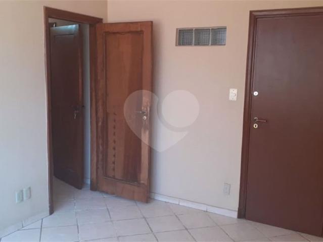 Sala Comercial para venda e aluguel em Centro em Jundiaí São Paulo de 30.00m²
