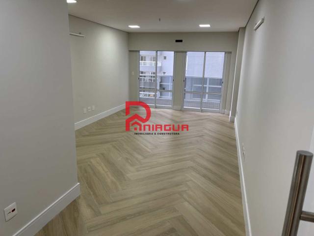 Sala Comercial para venda em Boqueirão em Praia Grande São Paulo de 39.00m² com 1 Garagem