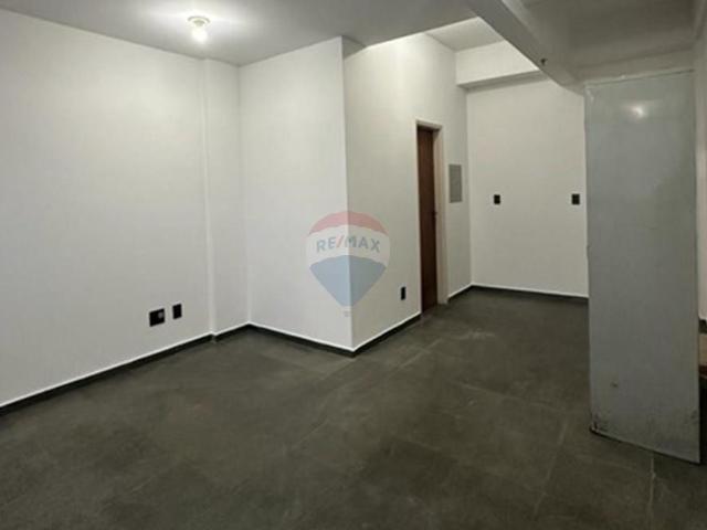 Sala Comercial para venda em Centro em Campinas São Paulo de 24.50m² com 1 Quarto e 1 Garagem