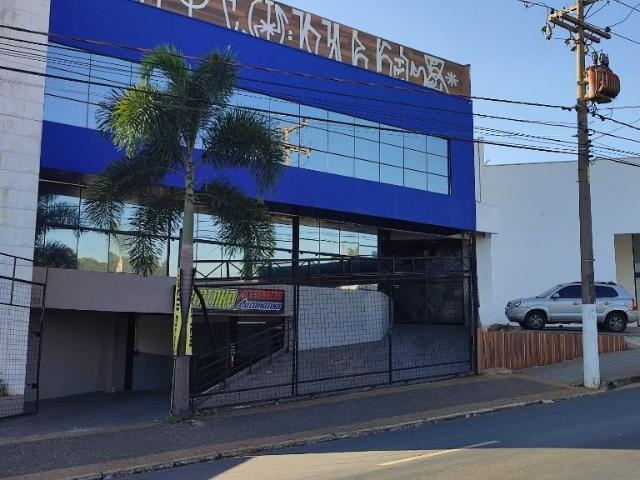 Sala Comercial para venda em Vila Cordenonsi em Americana São Paulo de 244.00m²