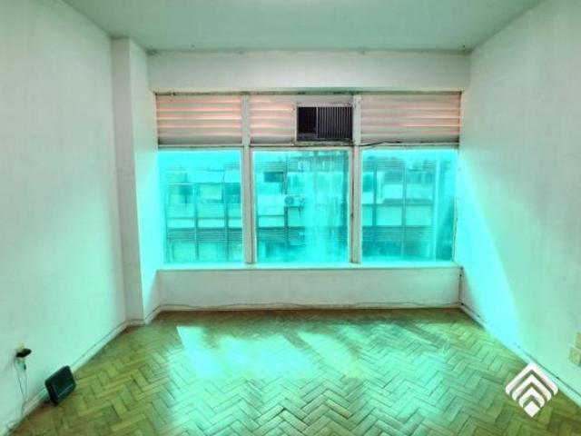 SALA COMERCIAL SETOR COMERCIAL SUL QUADRA 6 ASA SUL PRÓXIMO DO PÁTIO BRASIL COM RECEPÇÃO DIVISÓRIAS