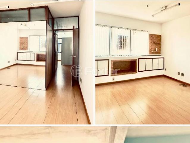 Sala / Conjunto Comercial em Porto Alegre