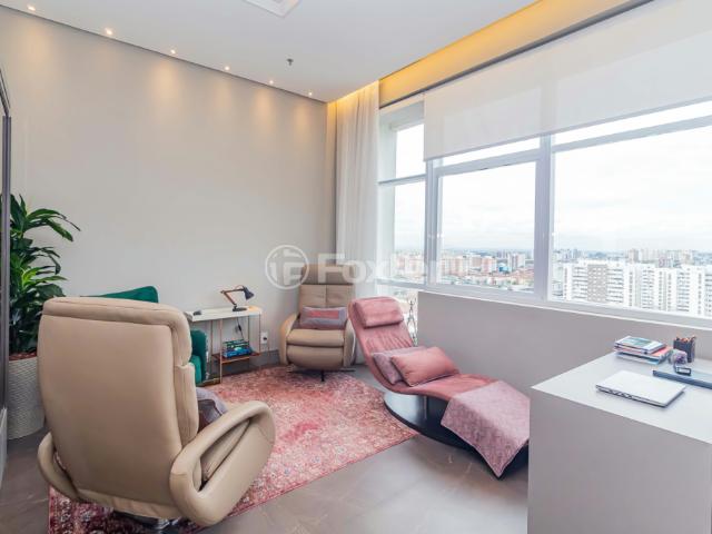 Sala / Conjunto Comercial em Porto Alegre