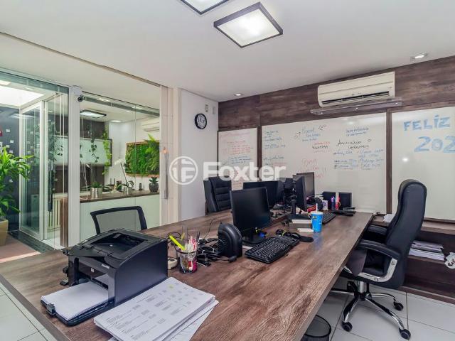 Sala / Conjunto Comercial em Porto Alegre