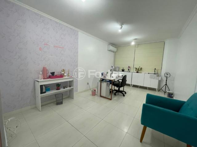 Sala / Conjunto Comercial em Porto Alegre