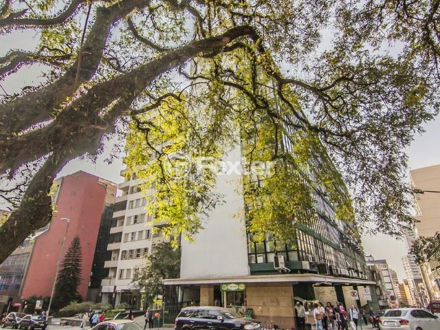 Sala / Conjunto Comercial em Porto Alegre