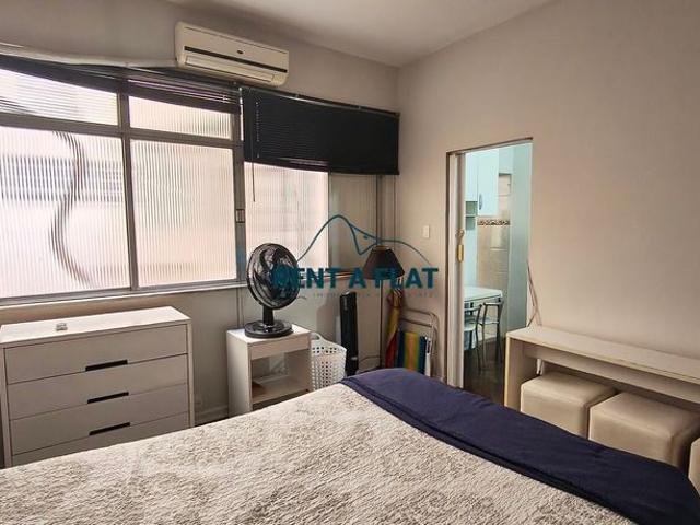 Sala e quarto mobiliado ao lado da Estação metrô Arcoverde