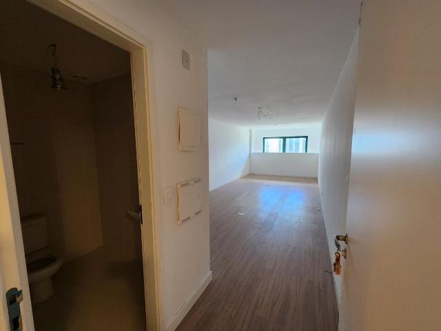 Sala em Barra da Tijuca, Rio de Janeiro/RJ de 36m² à venda por R$ 249.800,00