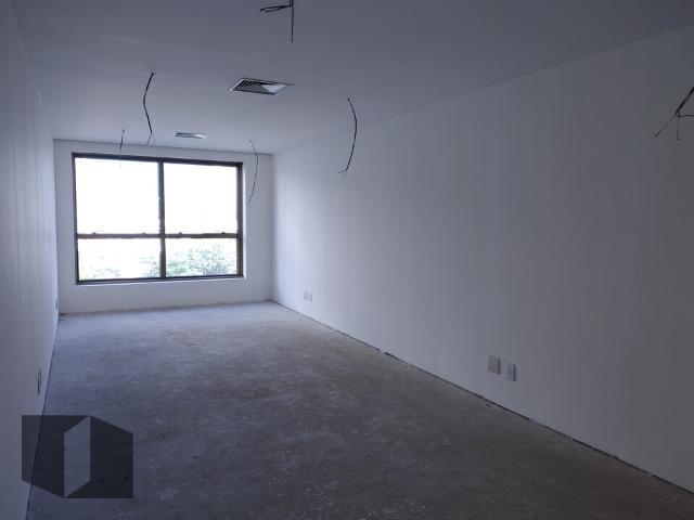 Sala em Barra da Tijuca, Rio de Janeiro/RJ de 36m² para locação R$ 2.500,00/mes
