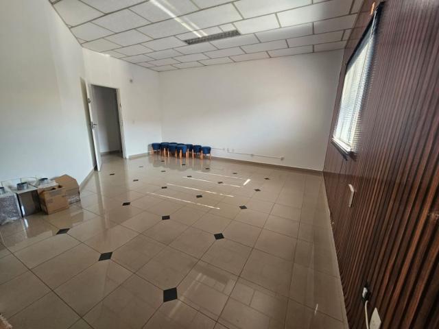 Sala em Centro, Vinhedo/SP de 26m² para locação R$ 1.600,00/mes