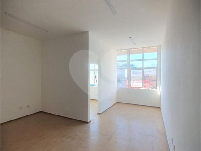 Sala em Centro, Vinhedo/SP de 55m² para locação R$ 1.600,00/mes