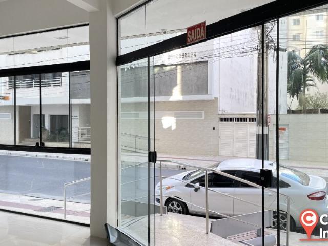 Sala em Centro, Balneário Camboriú/SC de 74m² 1 quartos à venda por R$ 1.499.900,00 ou para locação R$ 7.000,00/mes