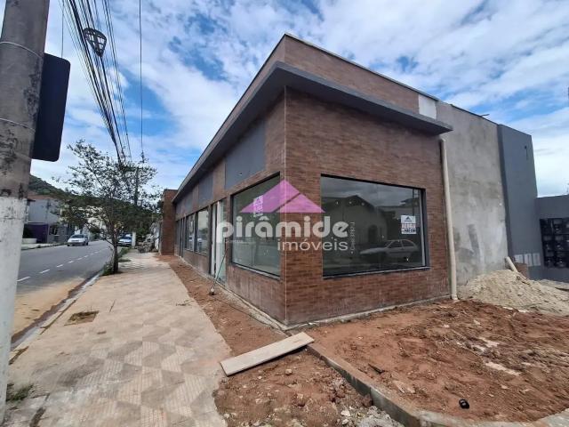 Sala em Centro, Caraguatatuba/SP de 34m² para locação R$ 2.800,00/mes