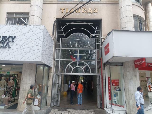 Sala em Centro, Curitiba/PR de 46m² à venda por R$ 249.900,00