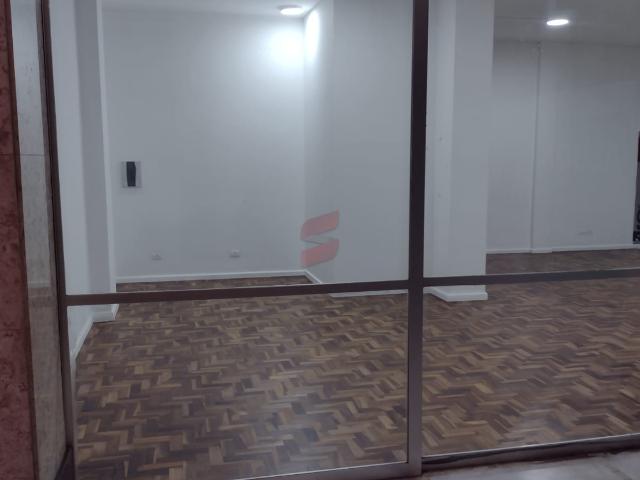 Sala em Centro, Curitiba/PR de 59m² à venda por R$ 649.000,00