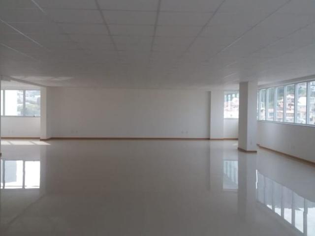 Sala em Centro, Florianópolis/SC de 198m² à venda por R$ 3.399.000,00