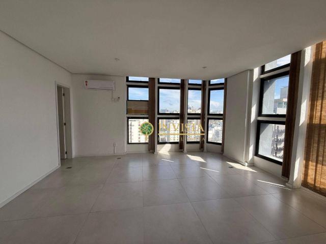 Sala em Centro, Florianópolis/SC de 32m² para locação R$ 1.300,00/mes