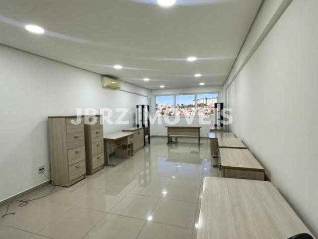 Sala em Centro, Indaiatuba/SP de 38m² à venda por R$ 369.000,00